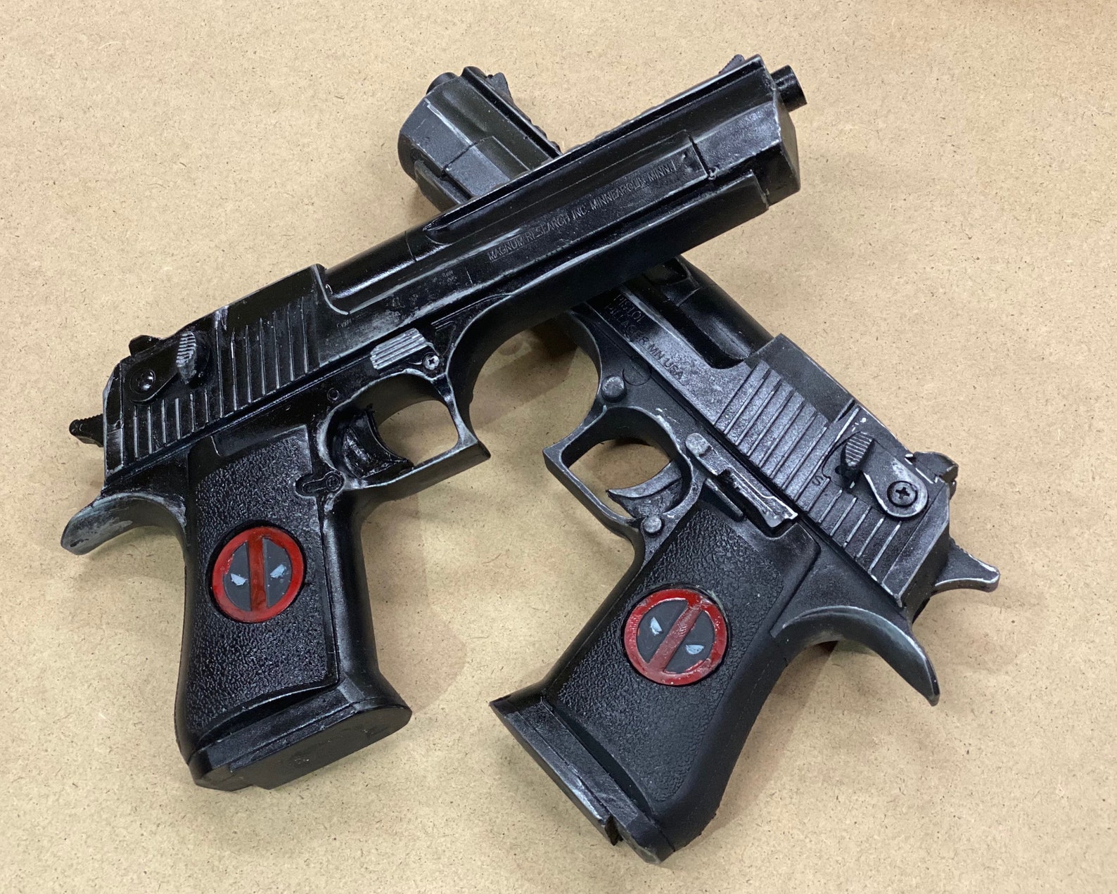 Deadpool inspired gun set | Etsy