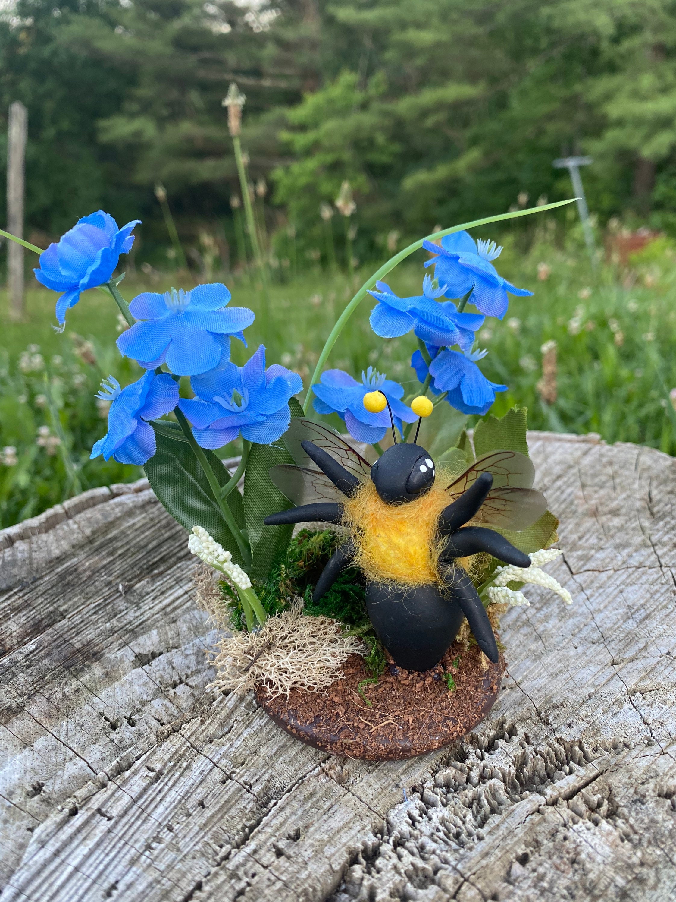 Bee sculpture | Etsy