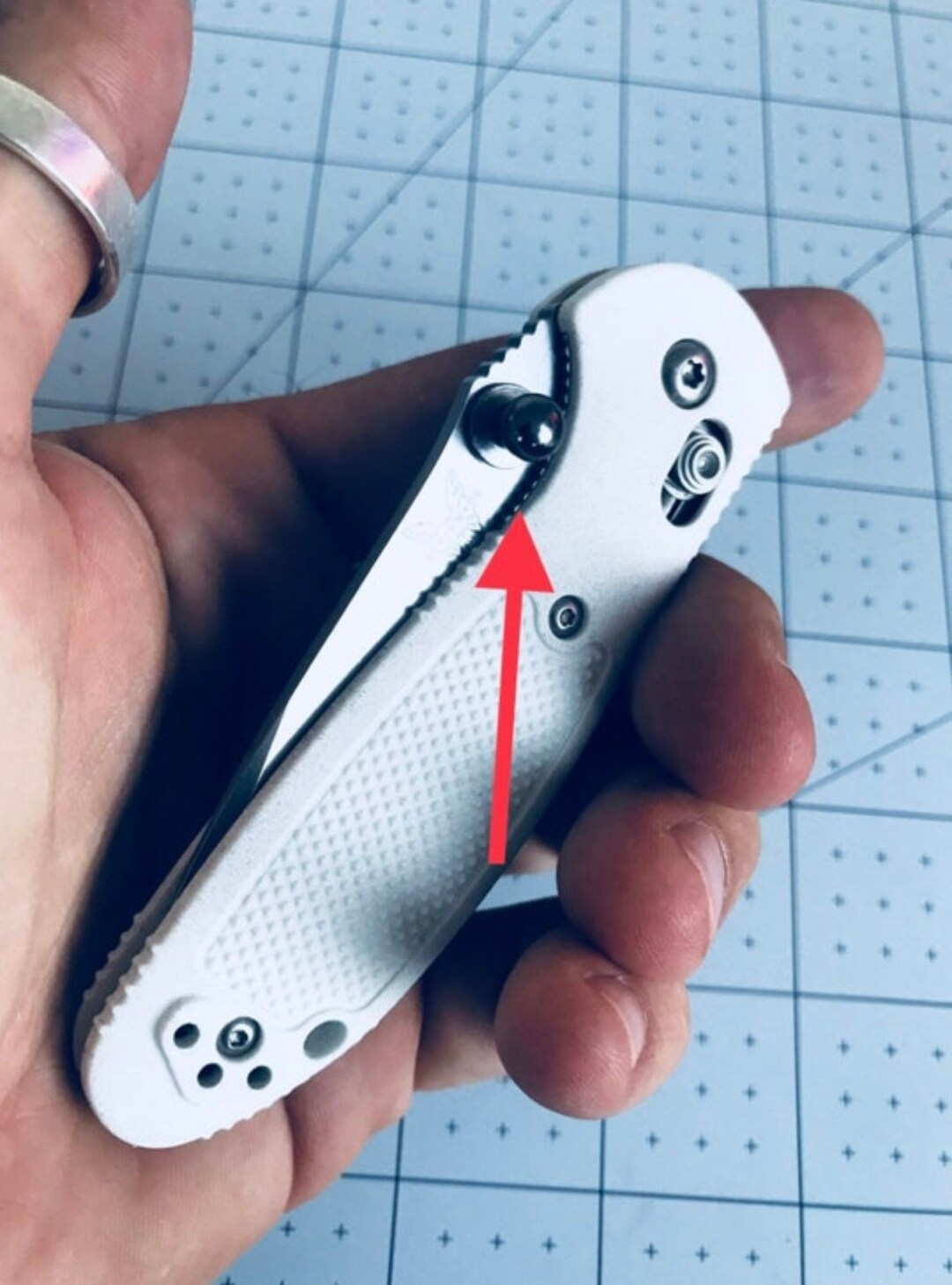 Benchmade Bedlam 860 Models CUSTOM Gun Metal Knob Thumb Stud 1x Stud ...