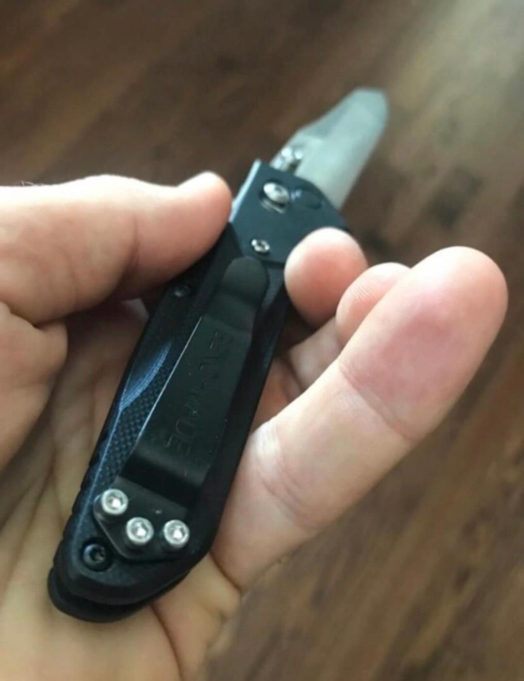 Benchmade Osborne + Mini Osborne BIG-BOY SH Pocket Clip Screws ...