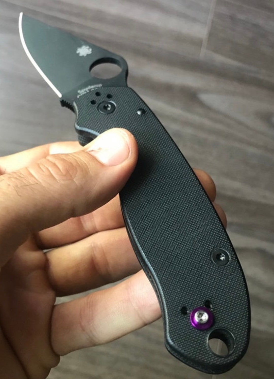 Spyderco Knife Models • SCALE STUD Insert Screw Aesthetics Only • Scale ...