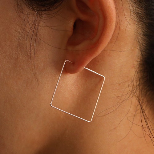 14K Solid Gold Square Hoop Earrings / Infinity Square Hoop - Etsy