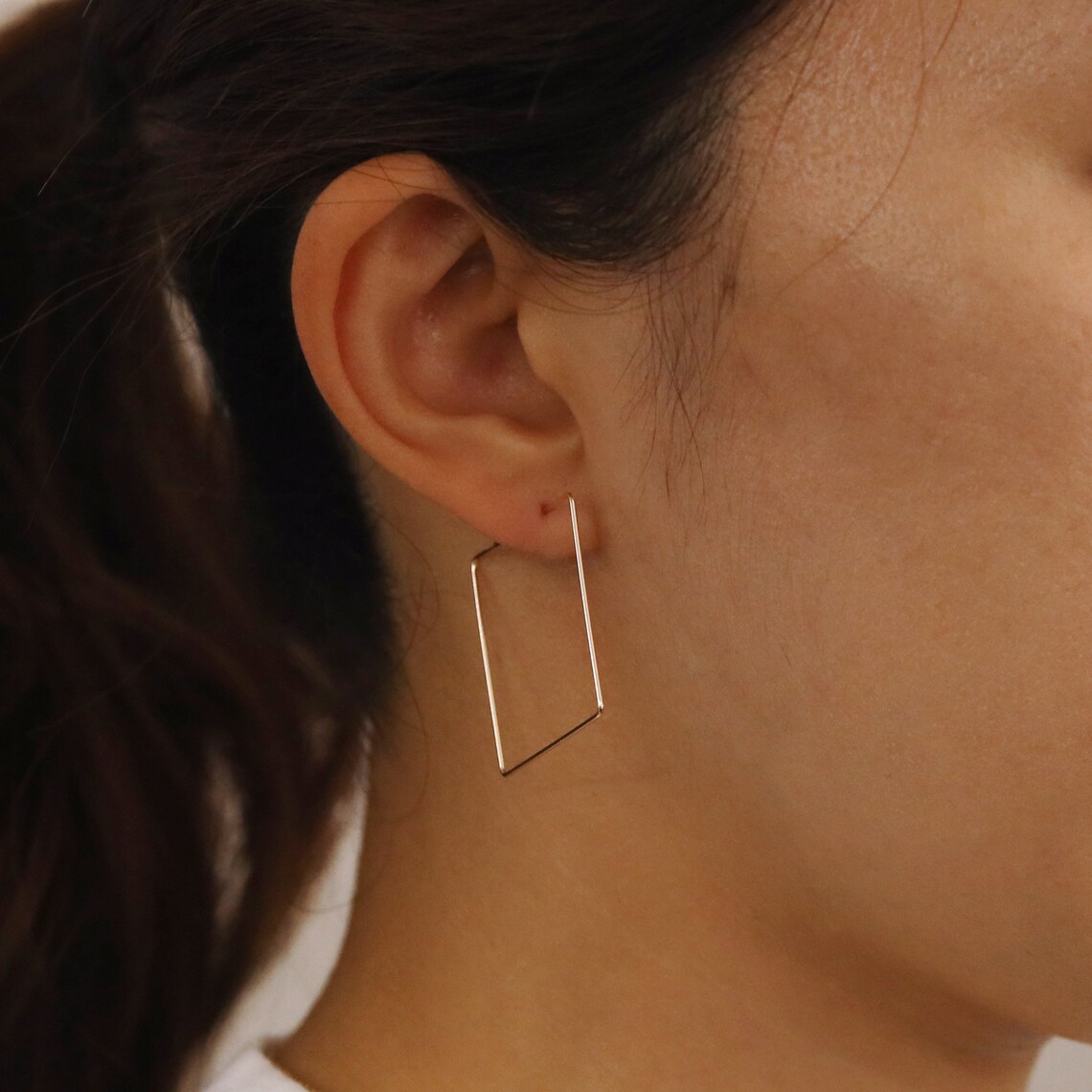 14K Solid Gold Square Hoop Earrings / Infinity Square Hoop - Etsy