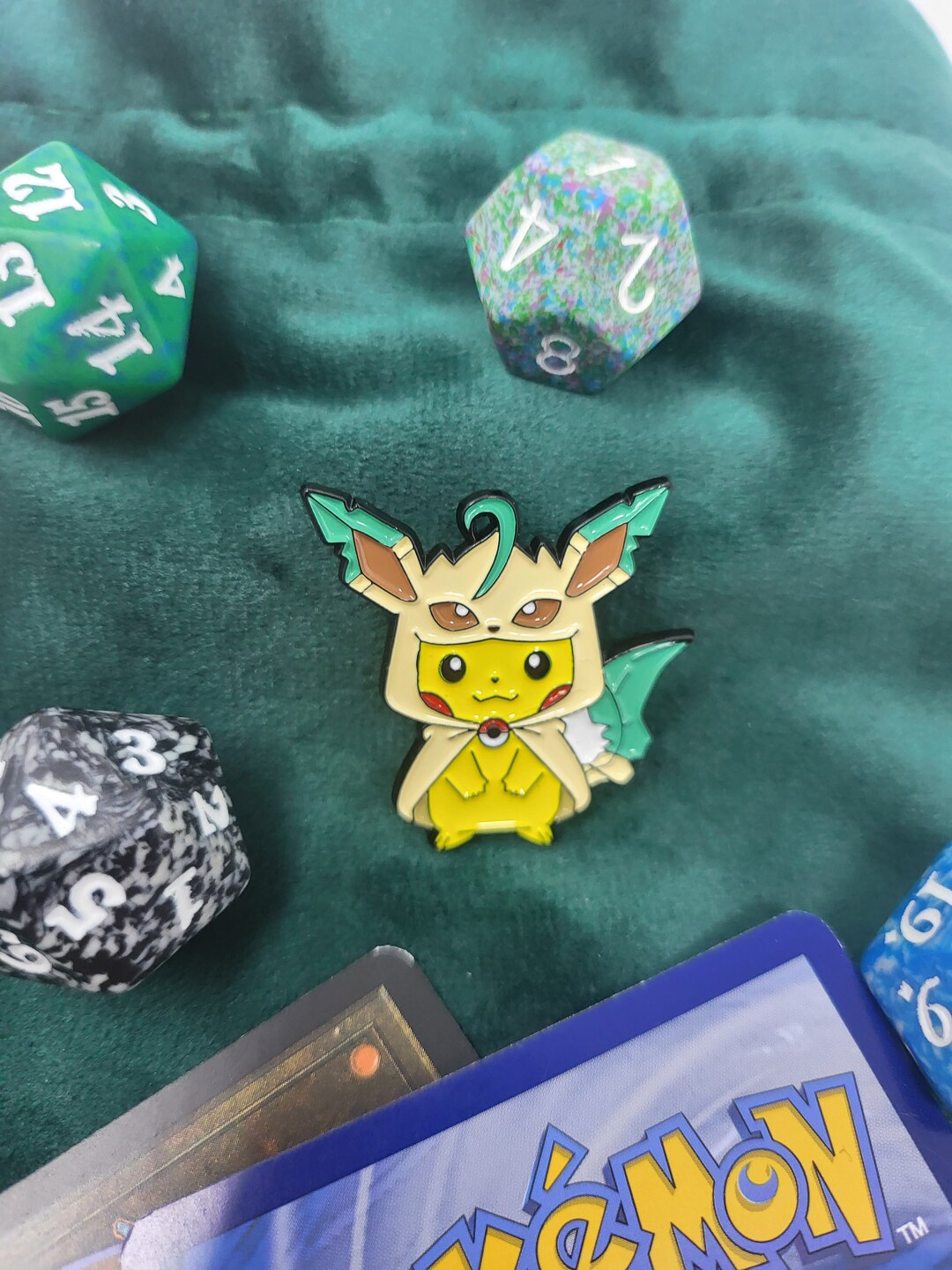 Pikachu Wearing Leafeon Hat Pin // Pokemon // Kanto Region - Etsy Canada