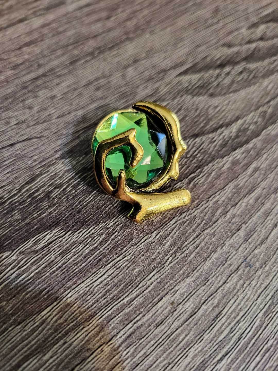 Spiritual Stone Kokiri's Emerald // the Legend of Zelda - Etsy