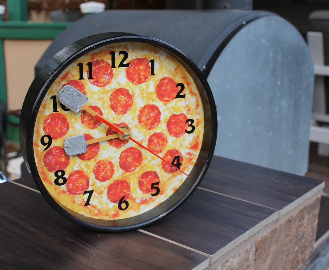Pizza Clock With Quartz Clock Mechanism, 8in Pizza Kitchen Clock - Etsy