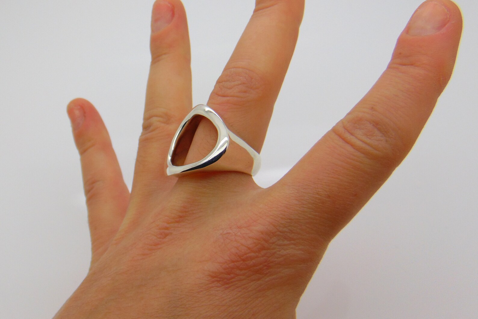 Open Circle Ring, Solid Sterling Silver, Geometric Circle Ring ...