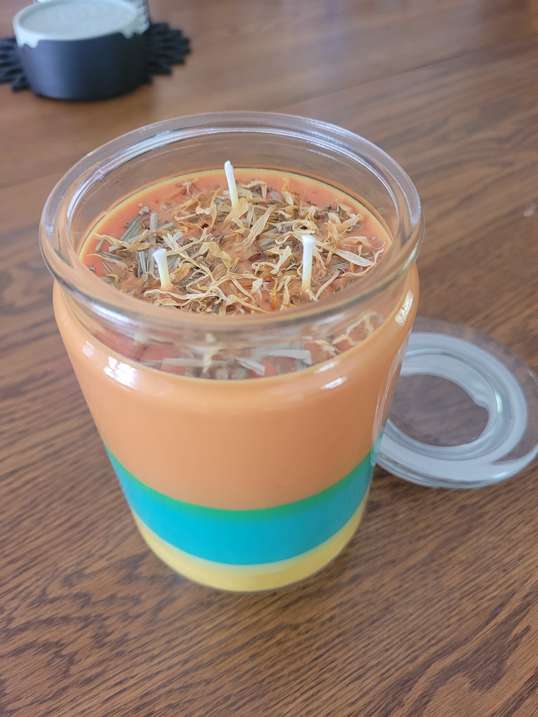 Colorful Spring Layered Candle Fresh Scents, Ylang Ylang, Lemongrass ...