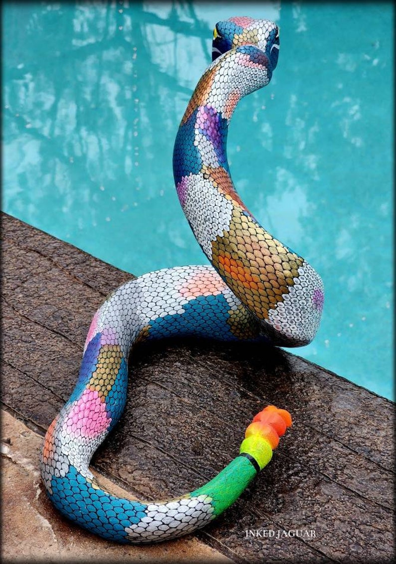 Alebrije // Culebra // Neon // Madera// Oaxaca // México // - Etsy
