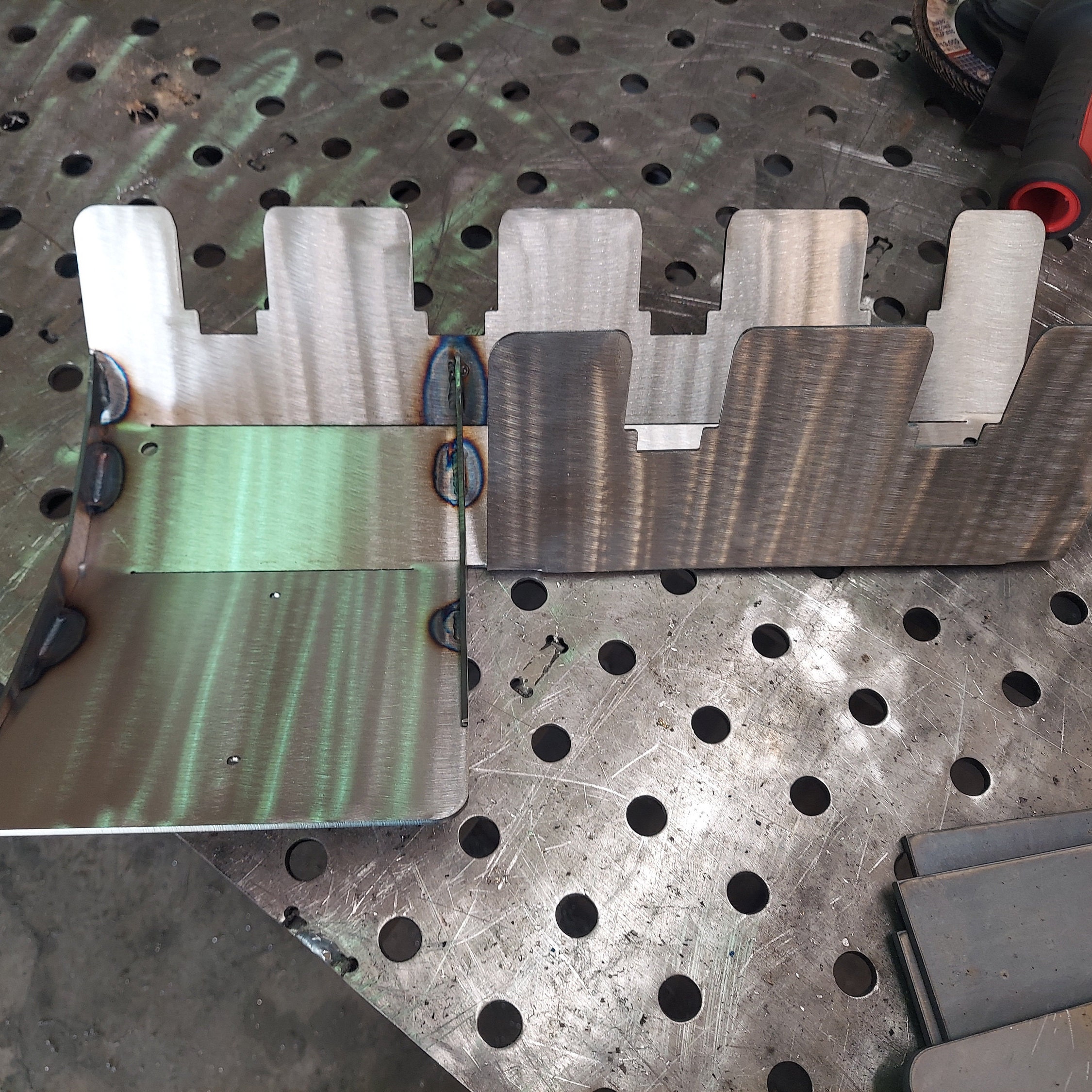 Milwaukee Battery Holder and Charging Station, DXF File - Etsy Canada