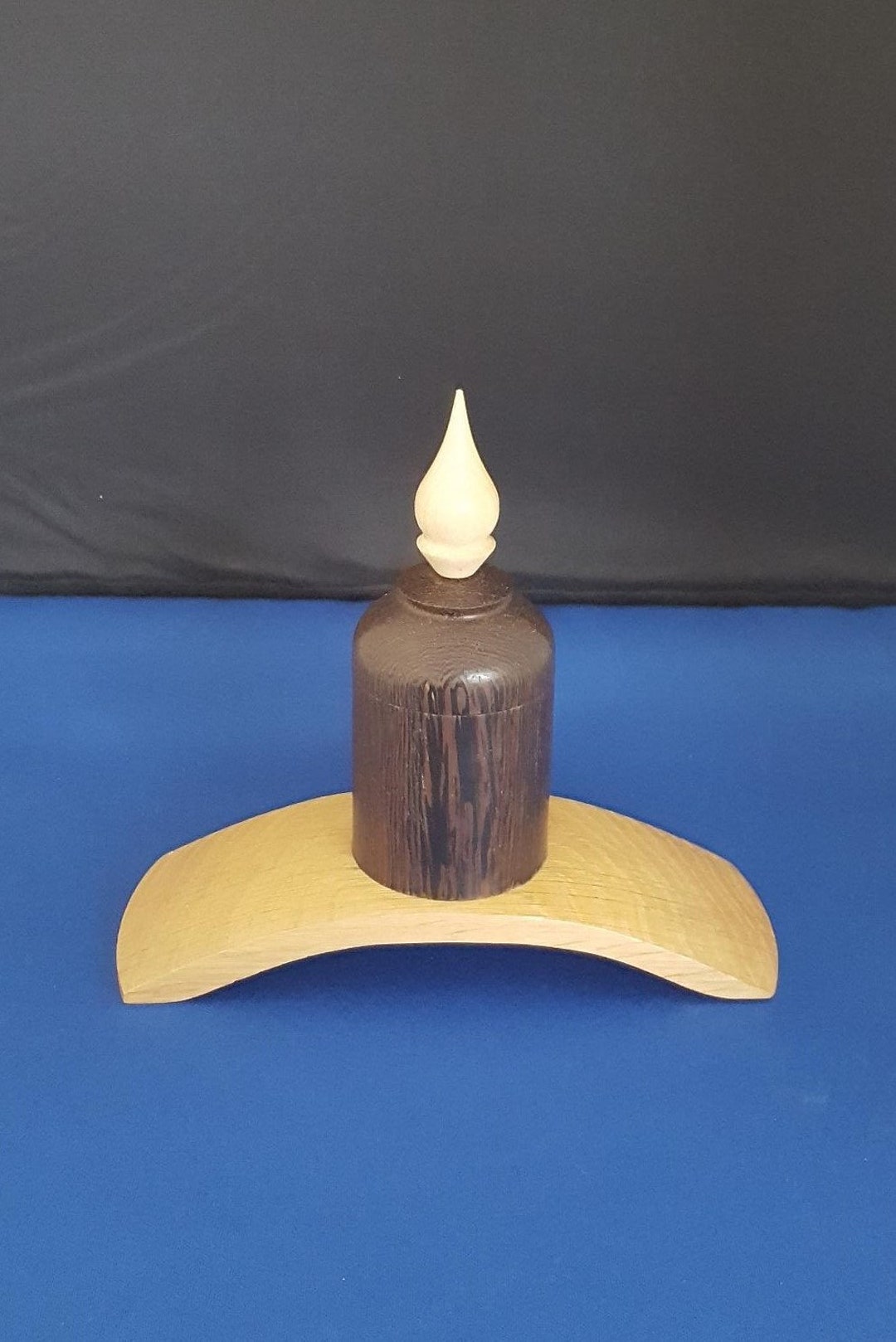 Lidded Box, Winged Base in Oak, Box in Wenge, Finial in Maple - Etsy