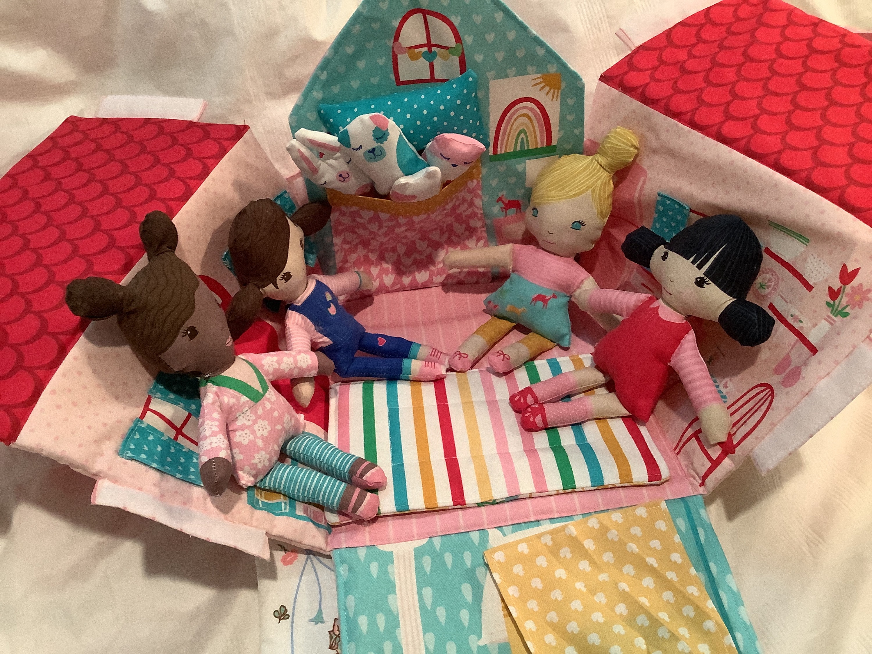 Stacy Hsu Best Friends Forever Fabric Dollhouse - Etsy