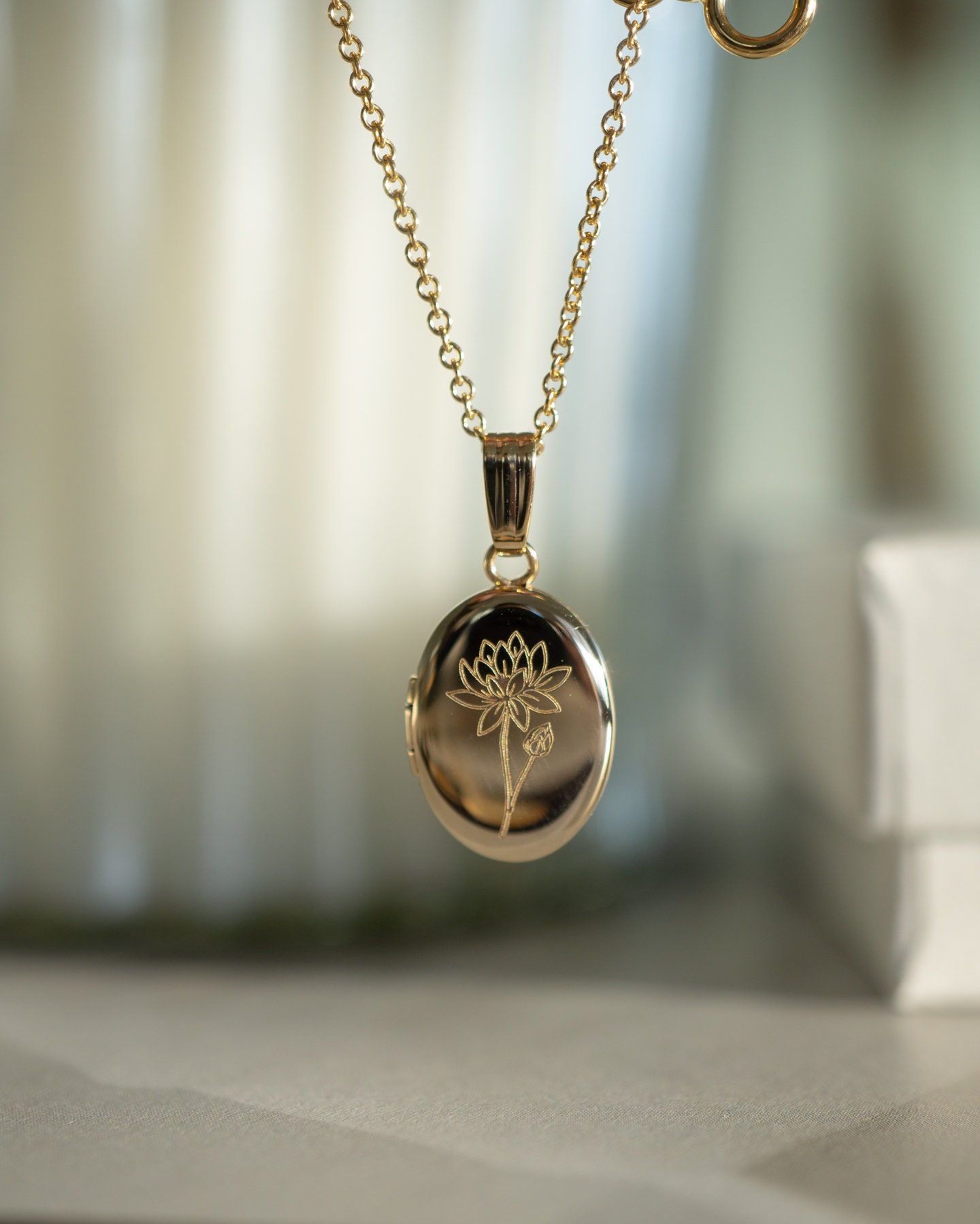 Water Lily Flower Oval Locket Necklace, 14K Gold, Silver Personalized ...