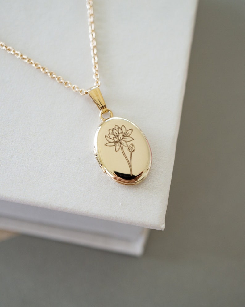 Water Lily Flower Oval Locket Necklace, 14K Gold, Silver Personalized ...