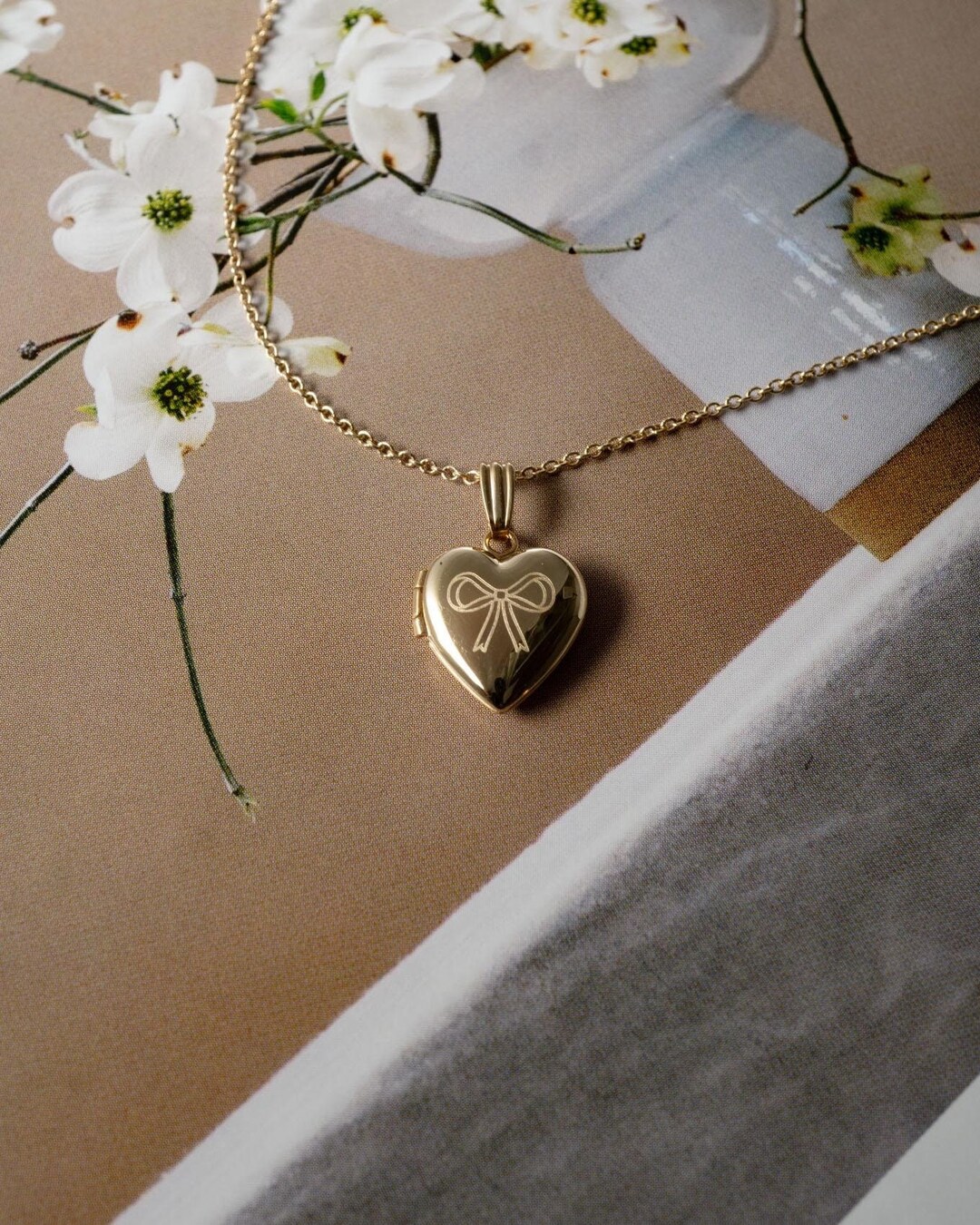 Bow Ribbon Heart Photo Locket, Minimalist Personalized Gifts, Engraved ...