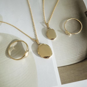 Gold Filled Oval Locket Minimalist Personalized Gifts Photo - Etsy