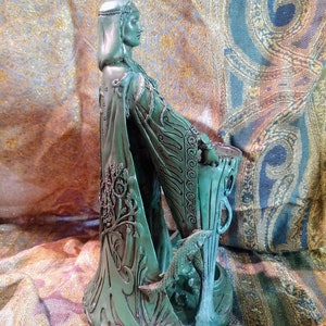 Danu Altar Statue - Etsy