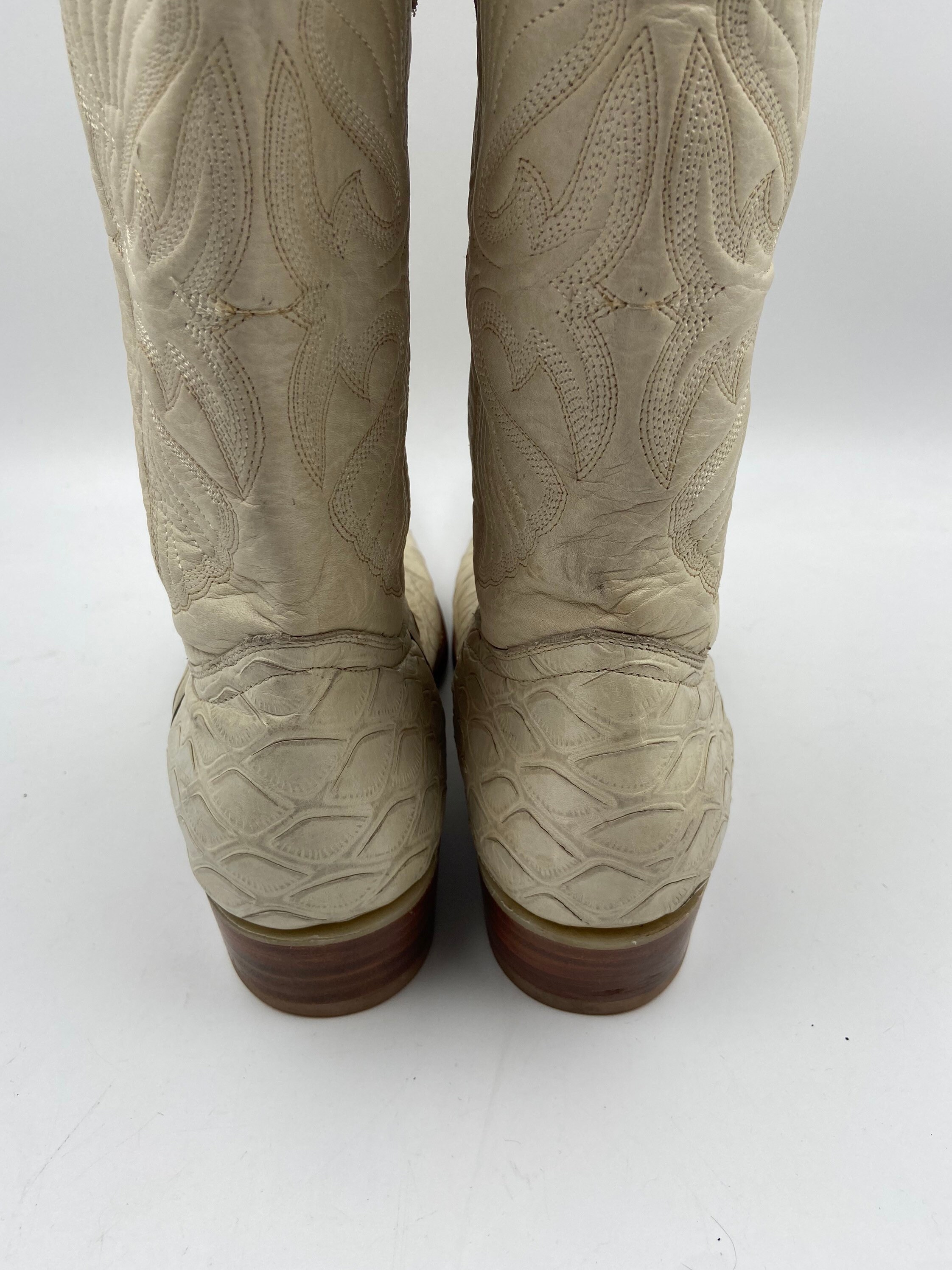 White Men's Boots Real Leather Vintage Embroidered With Unique Pattern ...