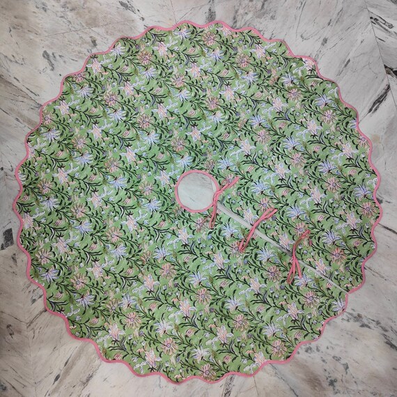 Christmas Scalloped Piping Green TREE Skirt Printed Tree - Etsy