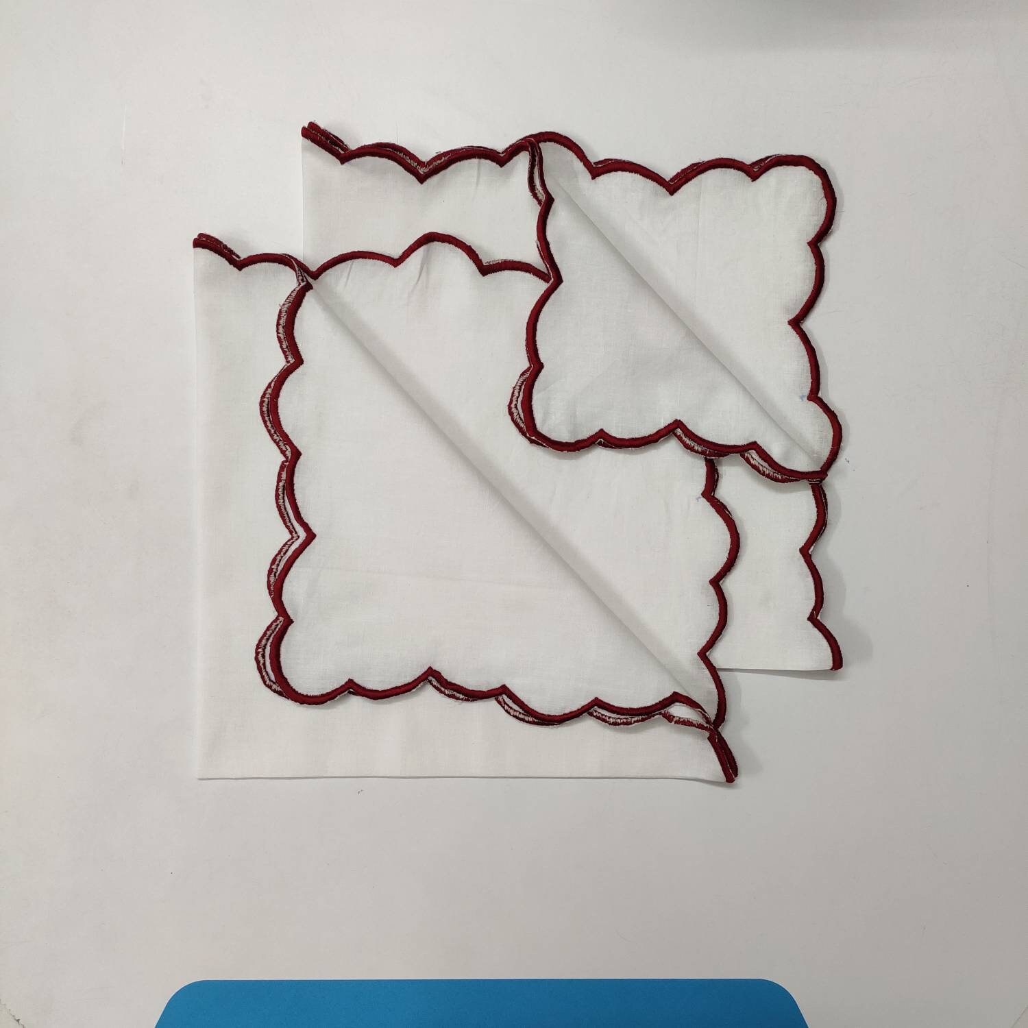 White Linen Cloth Scallop Napkins With Embroidered Trim for Table Decor ...