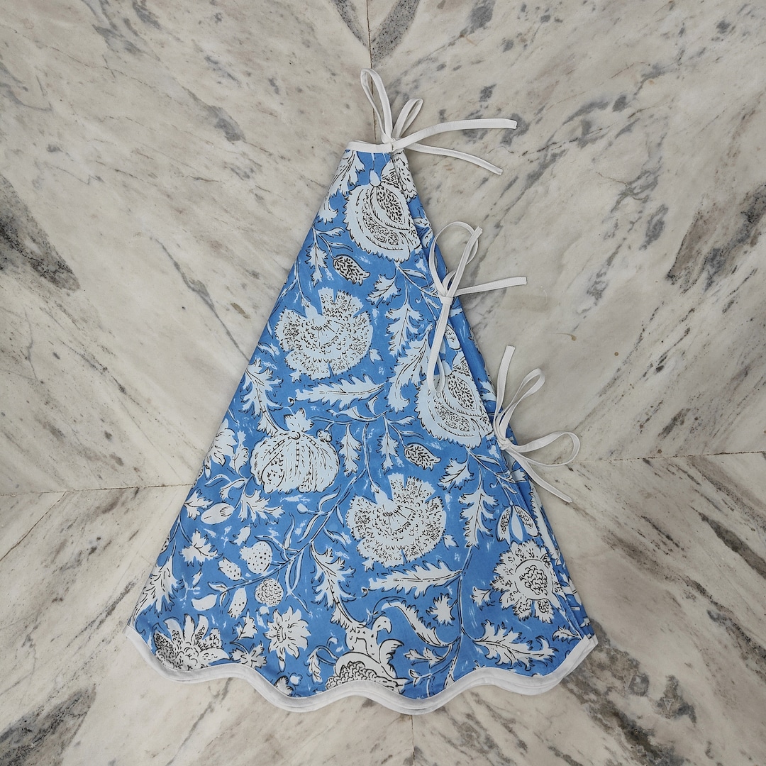 Christmas Scalloped Piping Blue TREE Skirt, Printed Tree Skirt, Checker ...