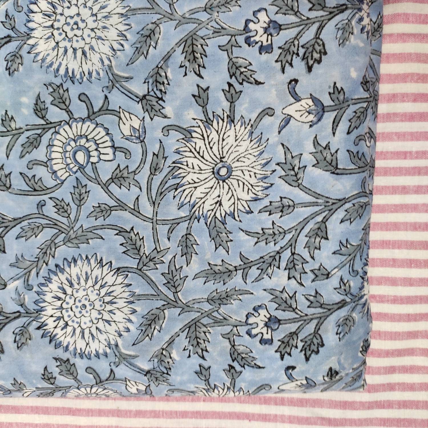 Floral Blue 100% Cotton Quilting Fabric by the Yard Quilt - Etsy