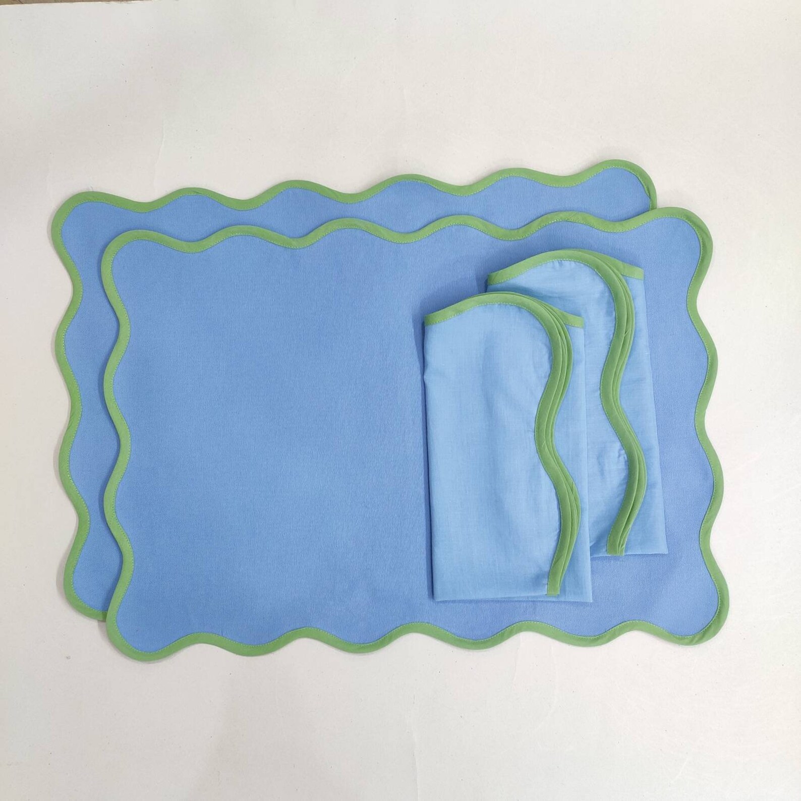 Table Mat Scallop Placemats and Napkins Light Blue ,table Linens Piping ...