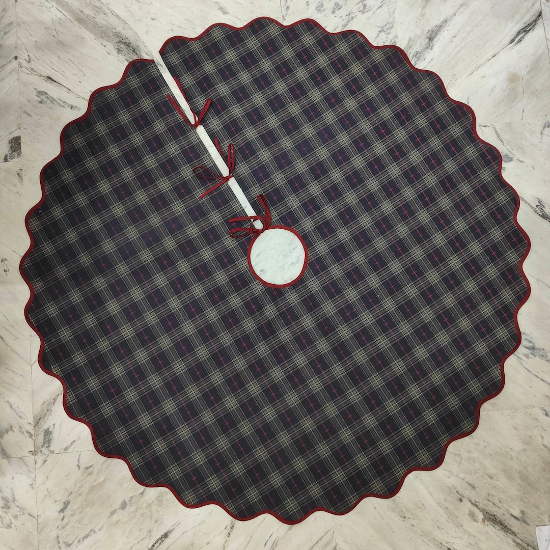Christmas Scalloped Piping Blue TREE Skirt, Printed Tree Skirt, Checker ...