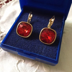 RED Crystal RUBY VINTAGE Gold Plated Earrings- Very Elegant Design ...