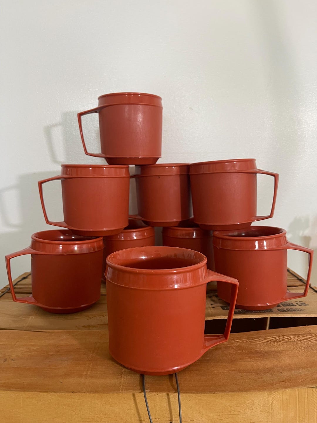 Vintage Burnt Orange Plastic Aladdin Camp Mugs - Etsy