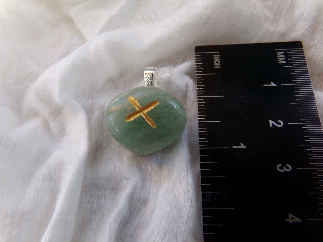 Green Jade Gebo/gyfu/geofu/gifu Rune Stone Pendant - Etsy