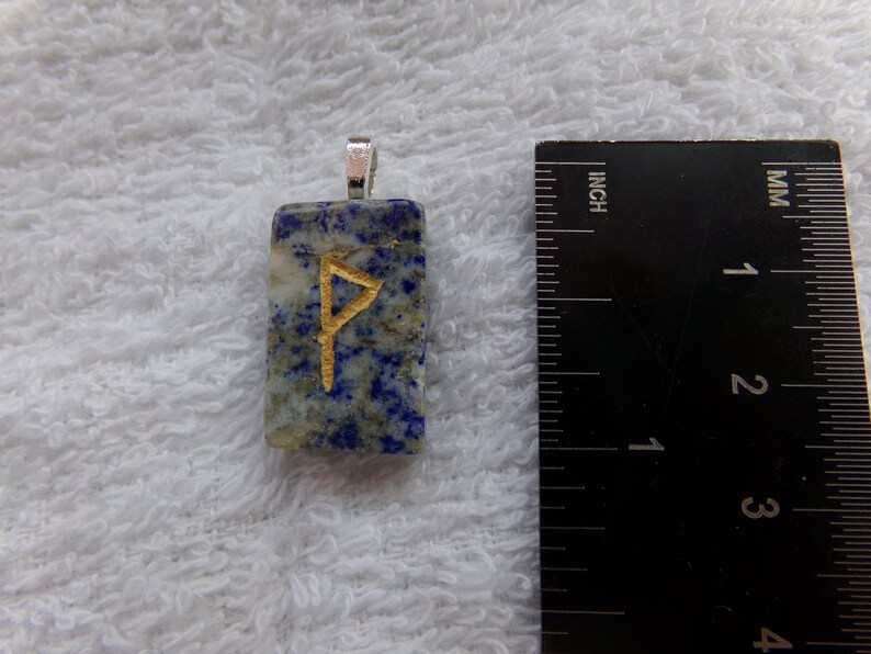 Lapis Lazuli Wunjo/wyn/wynn Rune Stone Pendant - Etsy