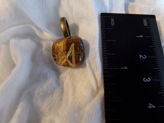 Tiger's Eye Dagaz/dag/daeg Rune Stone Pendant | Etsy