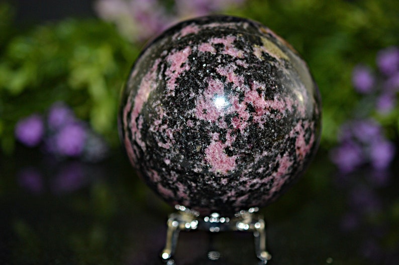 Rhodonite Sphere Rhodonite Crystal Rhodonite Ball Rhodontie - Etsy