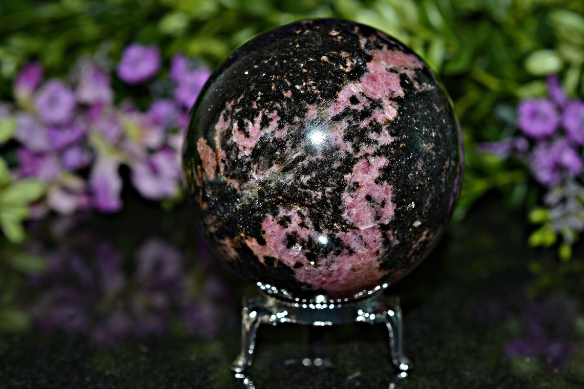 Rhodonite Sphere Rhodonite Crystal Rhodonite Ball Rhodontie - Etsy