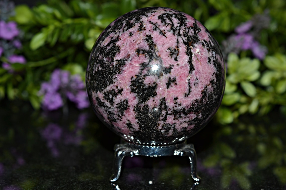 Rhodonite Sphere Rhodonite Crystal Rhodonite Ball Rhodontie - Etsy