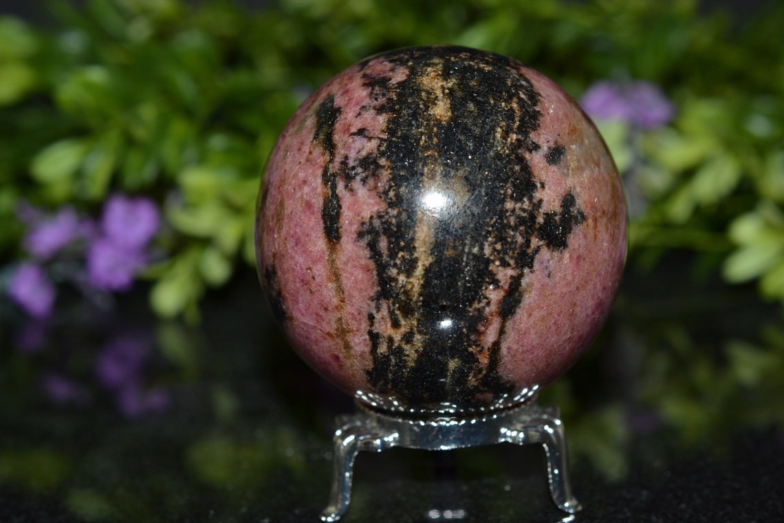 Rhodonite Sphere Rhodonite Crystal Rhodonite Ball Rhodontie - Etsy