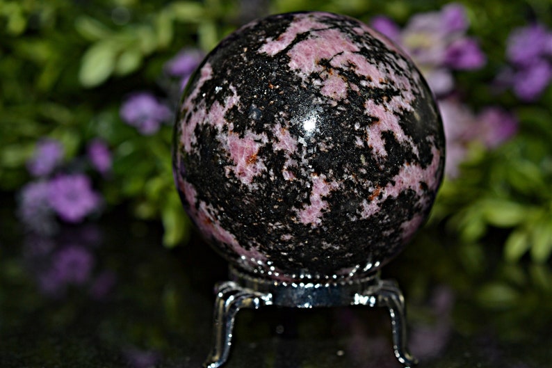 Rhodonite Sphere Rhodonite Crystal Rhodonite Ball Rhodontie - Etsy