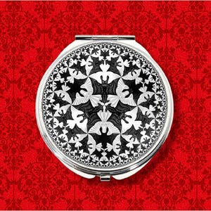 Bat Angel Optical Illusion Vintage Round Metal Makeup Hand Pocket ...