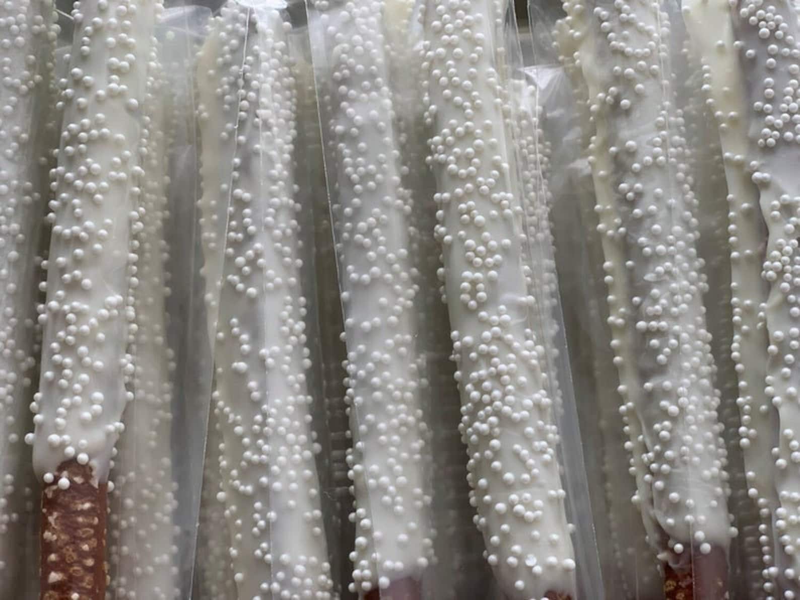 White Chocolate Covered Pretzel Rods Wedding Pretzel Party Favors - Etsy