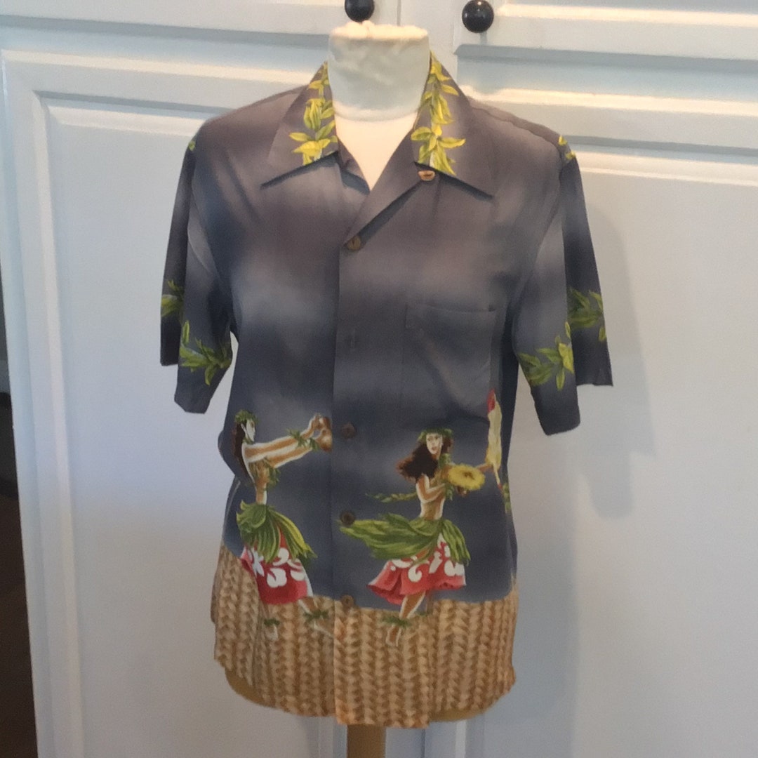 Small Vintage Kamehameha Hawaiian Aloha Shirt With Grey Background and ...
