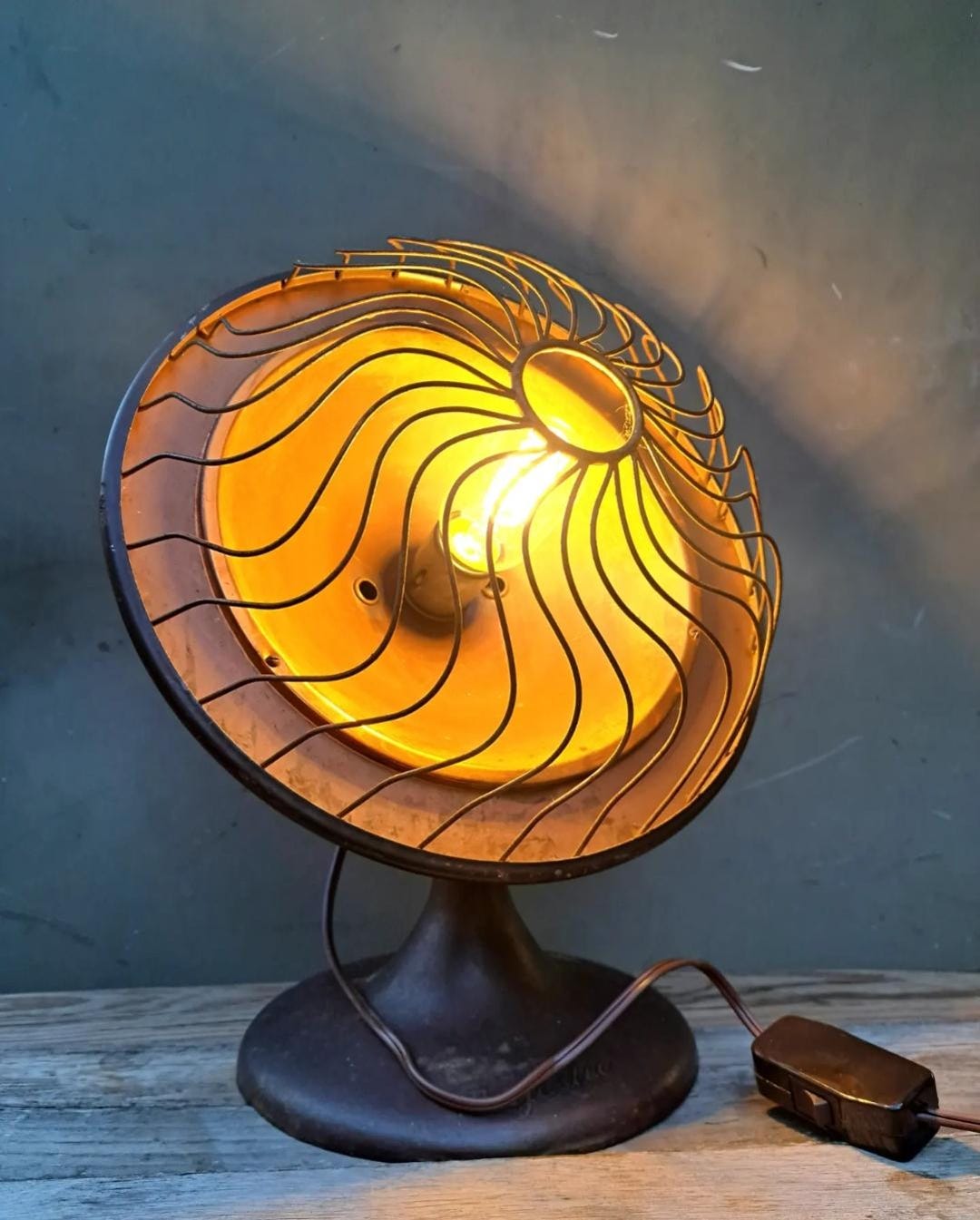Vintage Majestic Heater Desk Lamp - Etsy