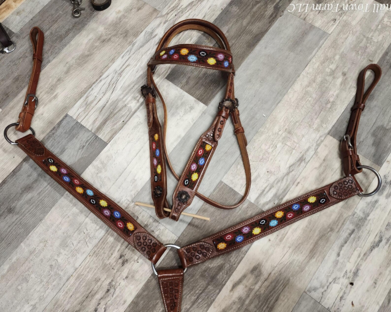 New Beaded Flower Tack Set - Etsy