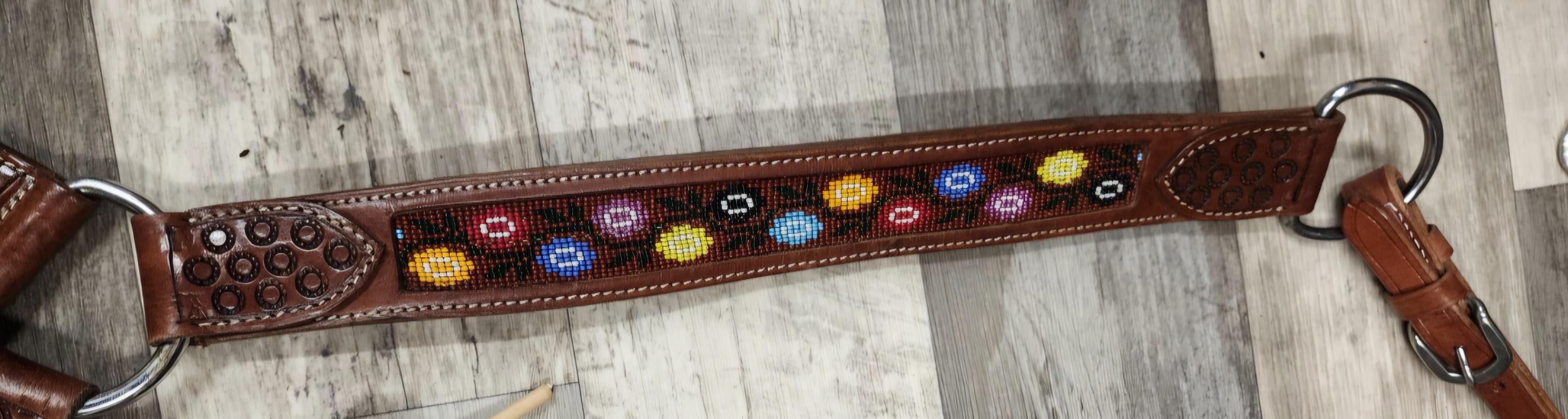 New Beaded Flower Tack Set - Etsy