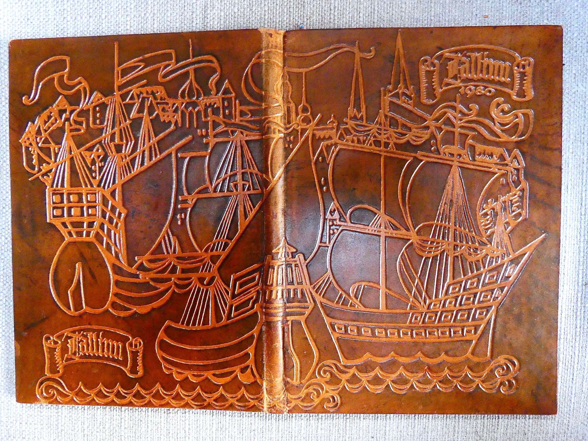 Vintage Document Holder Embossed Leather Nice Ornaments Portfolio ...