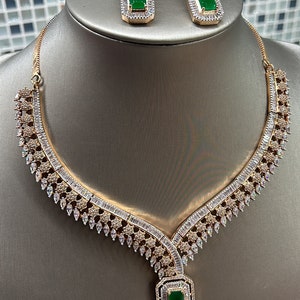 Rose Gold and Emerald Deep Necklace and Earrings Rose Gold Green ...