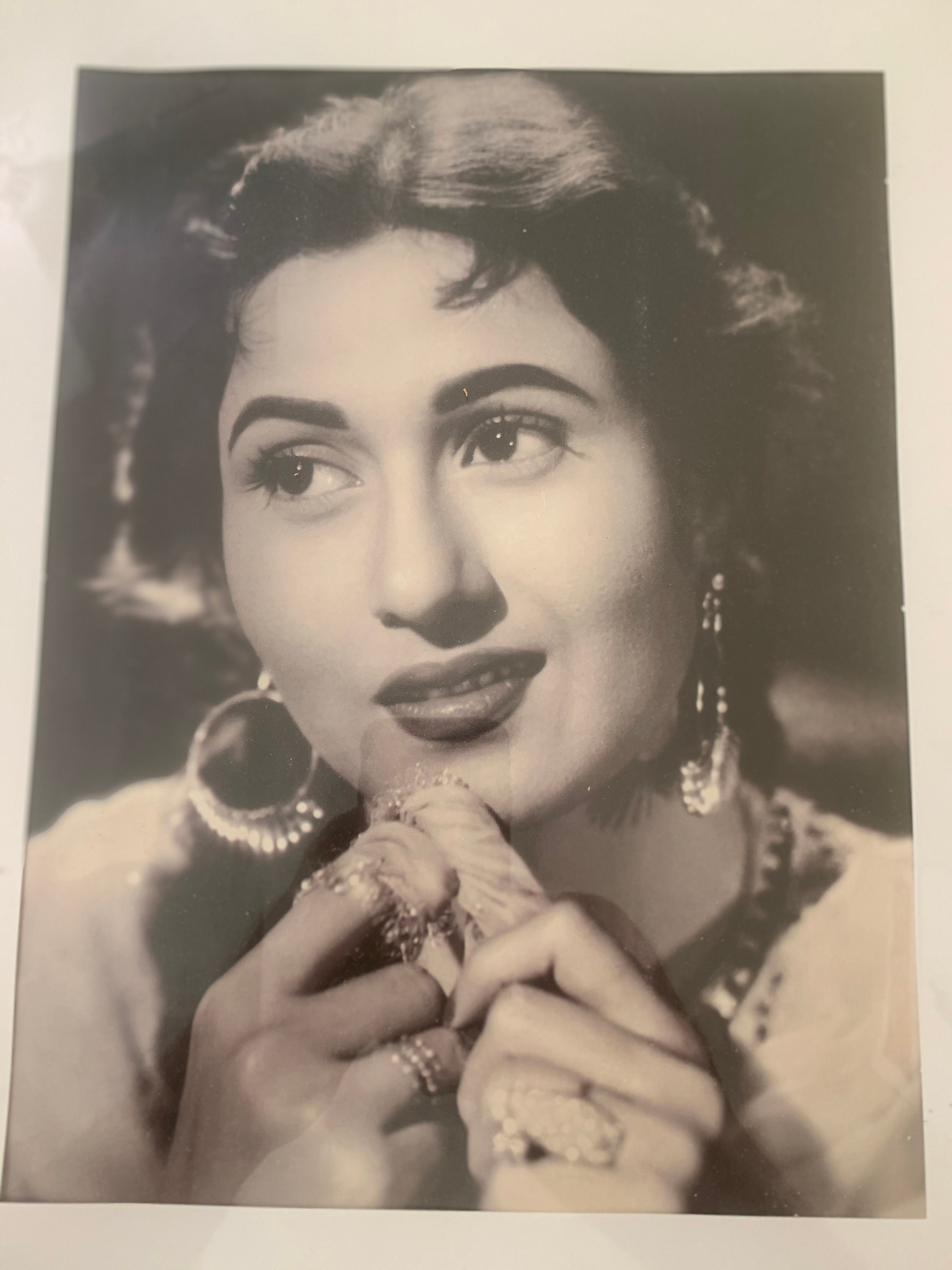 Helen Macbeth's Instagram, Twitter & Facebook on IDCrawl