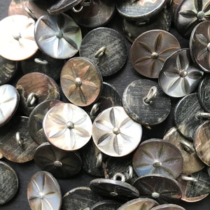 Antique Carved Shell Buttons 18mm four Pieces - Etsy