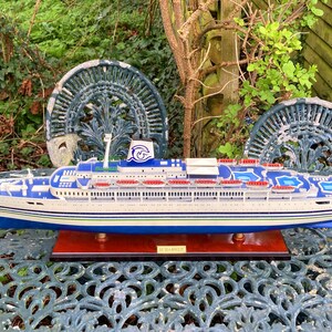 SS Sea Breeze Model Boat Ornament Desktop Cruise Ship Gift - Etsy UK