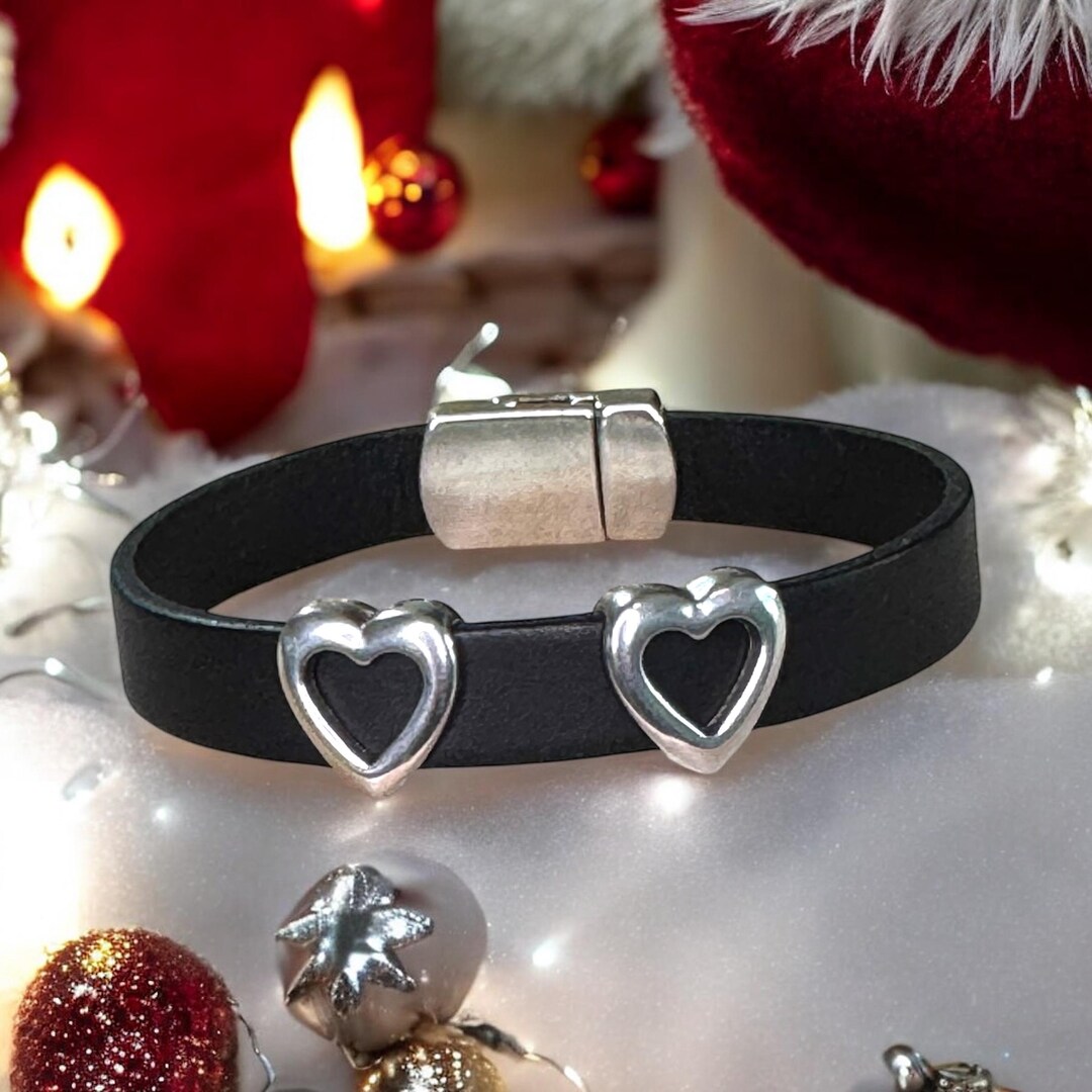 Leather Bracelet Heart Charms and European Zamak Magnetic Closure - Etsy
